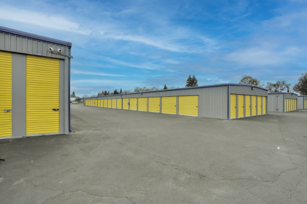 Storage Star Chico - Esplanade: Lowest Rates - Storage.com